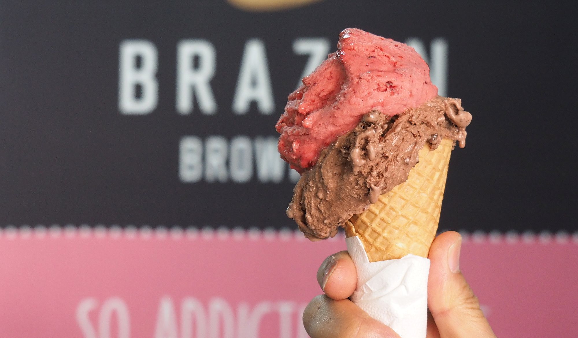 Brazen Brownies & Dessert Bar, Kew East • Gelido